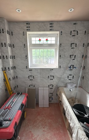 Tiling symmetrical under window - theDIBB