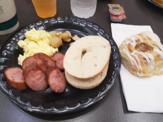 Mini Trippie 2 Kid Offsite Adventure - Day 1 Universal and Kobe for ...